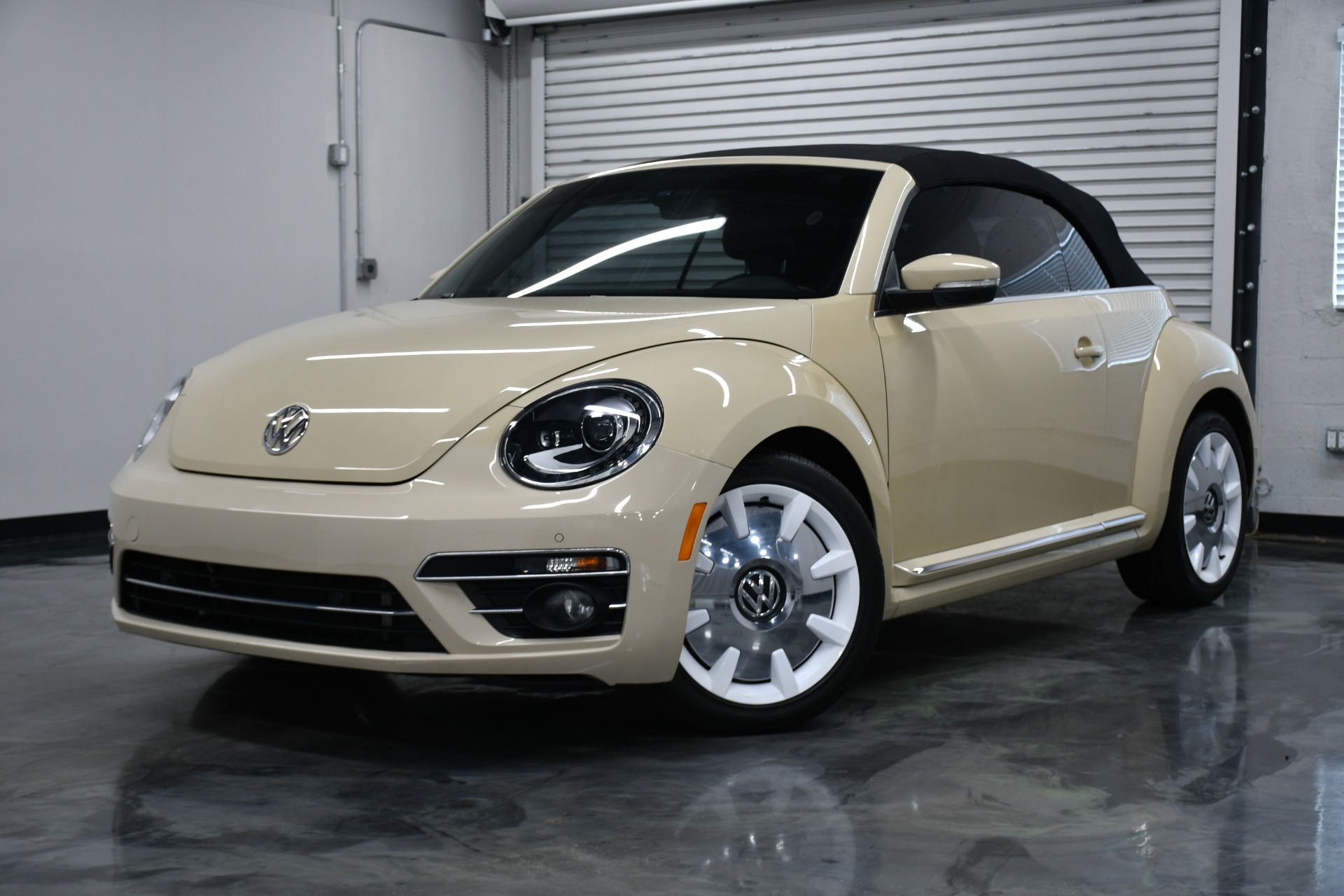 Used 2019 Volkswagen Beetle Convertible 2.0T Final Edition SEL For Sale (Sold) | Motorcars of ...
