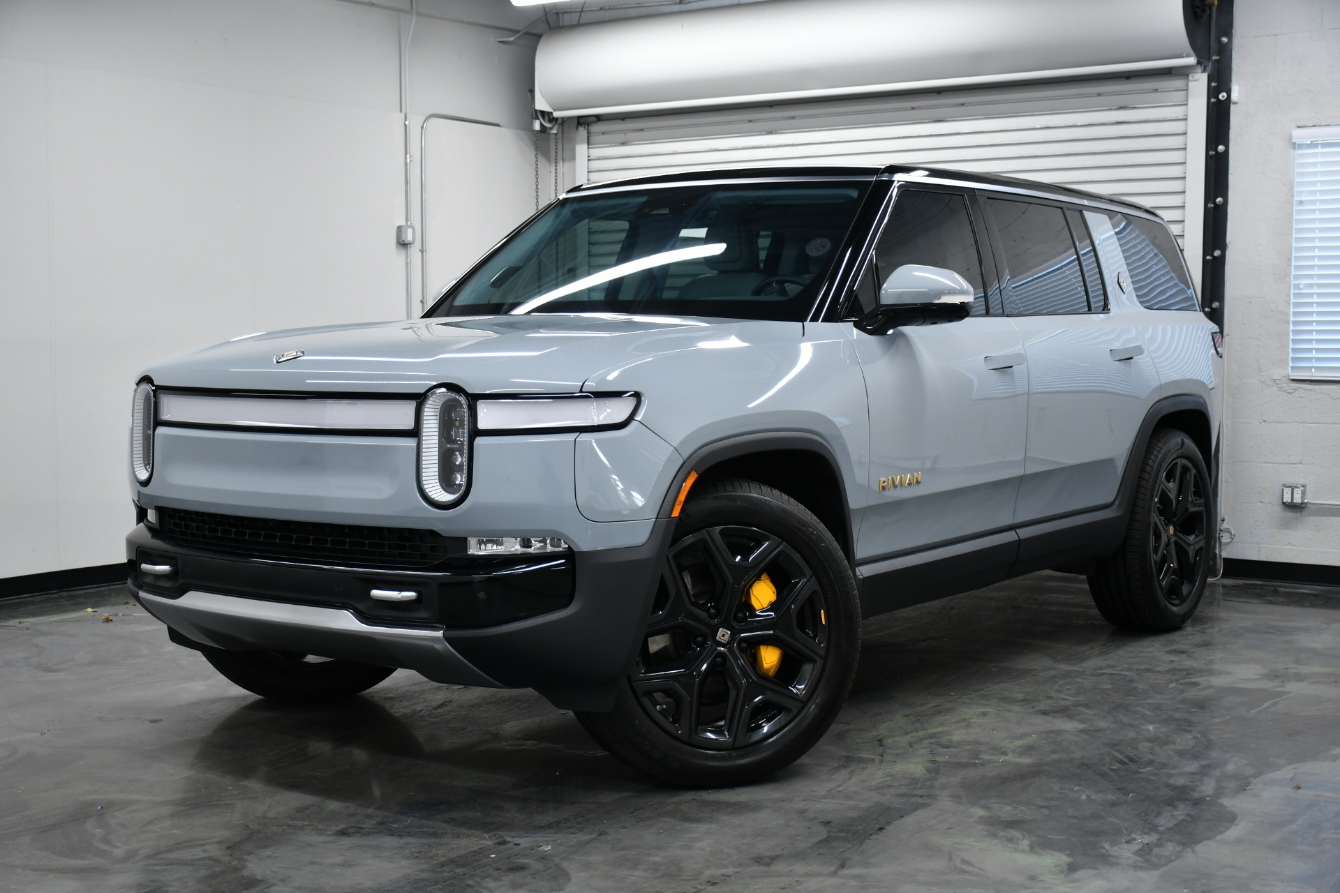 Used Rivian R1s For Sale